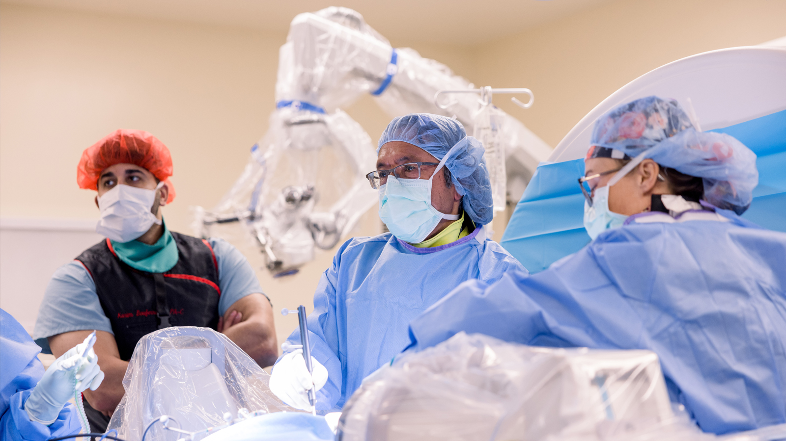 Riverside Neurosurgeon welcomes Canadian surgeons to showcase ...